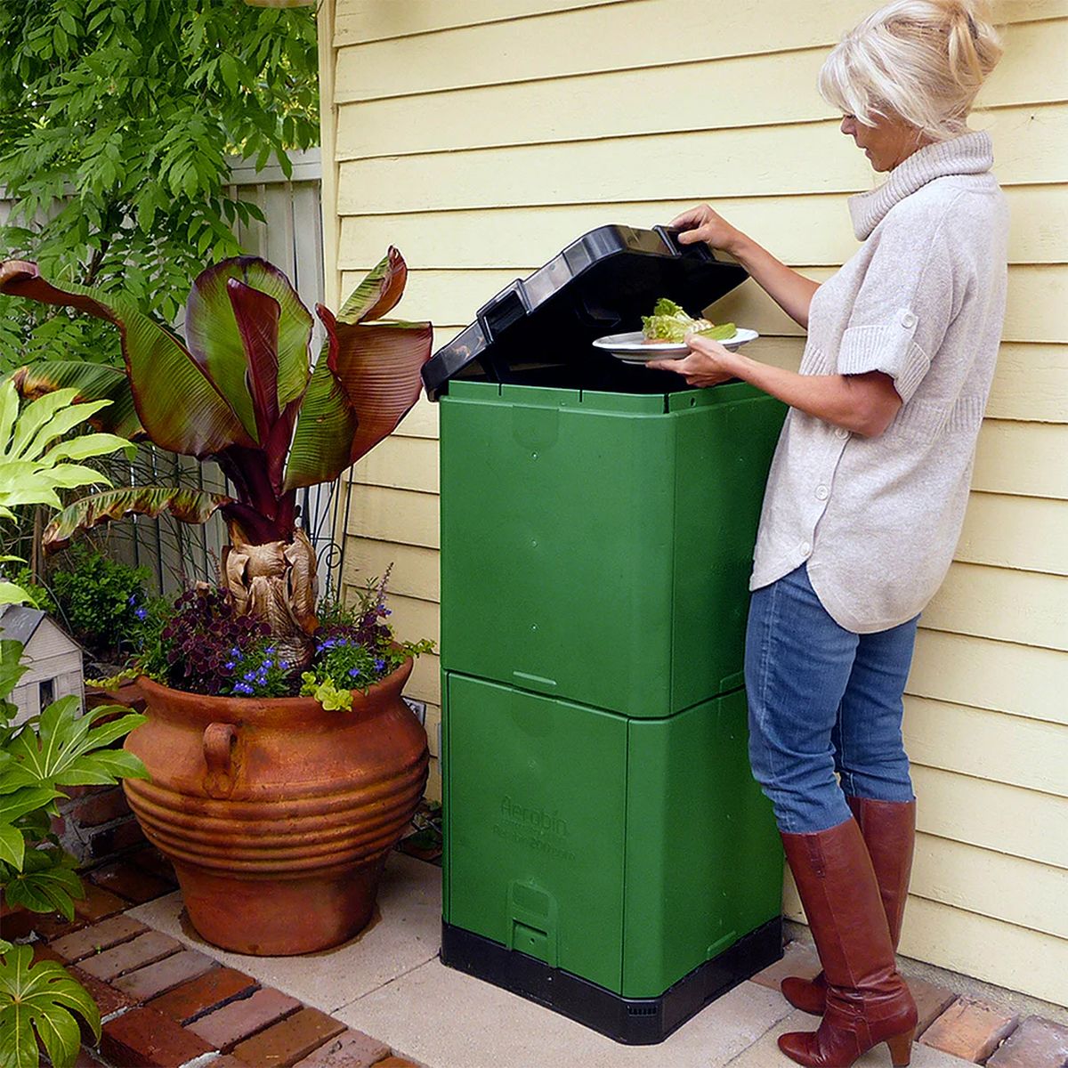 Compost Caddies, Bins, and Accelerators – Gardening Naturally