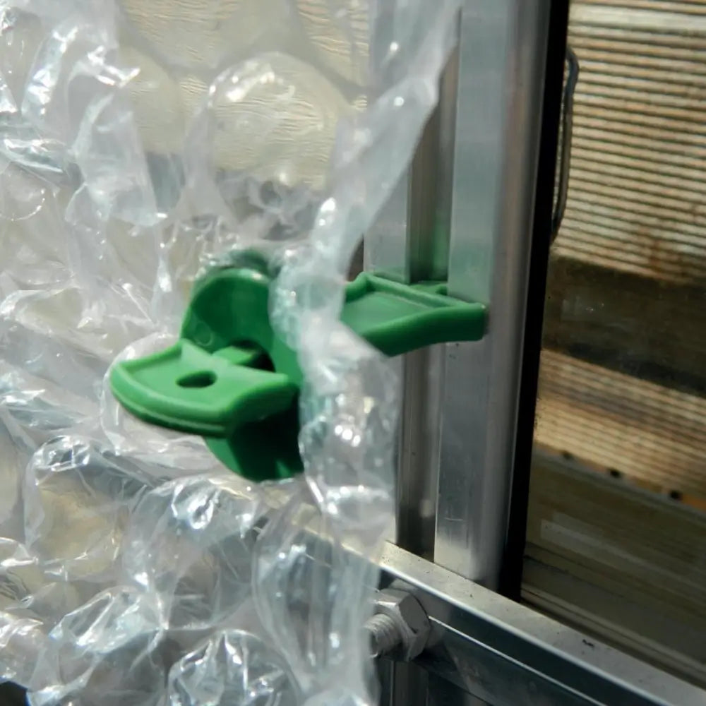 Greenhouse Fixing Clips for Insulation – Gardening Naturally